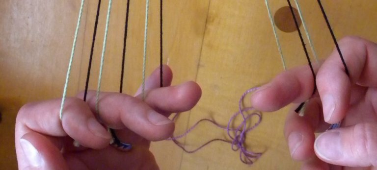 Bicolor loop magic (tutorial) | Loop Braiding