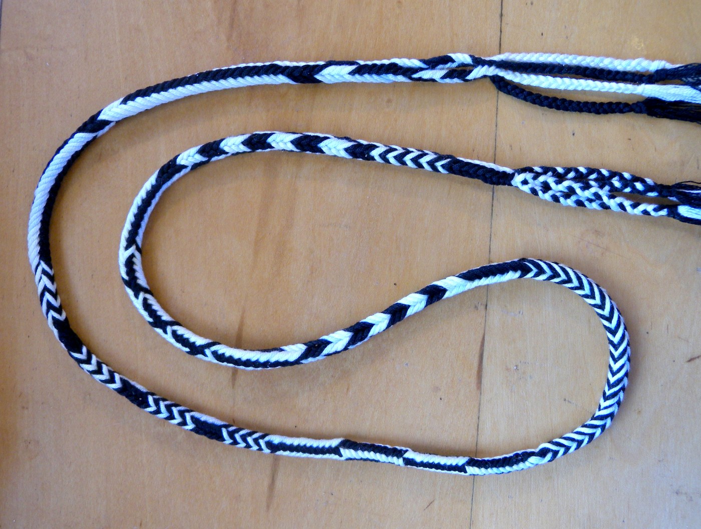 Pick-up 2: Rock your square braid – Charted pattern-switching | Loop ...